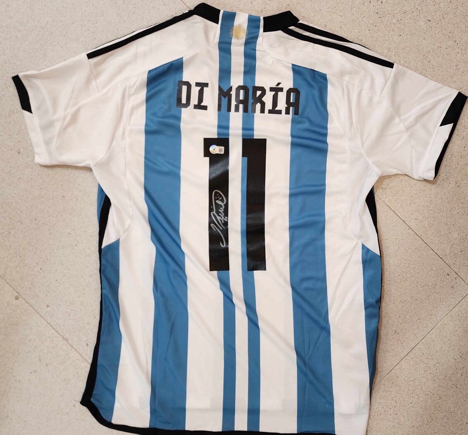 Ángel Di María Argentina World Cup 2022 Signed and Framed Shirt ...