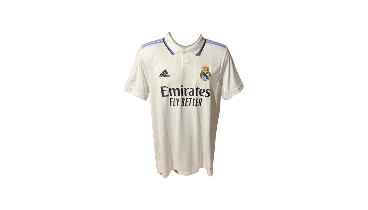 Benzema's Real Madrid 2022/23 Signed Shirt - CharityStars