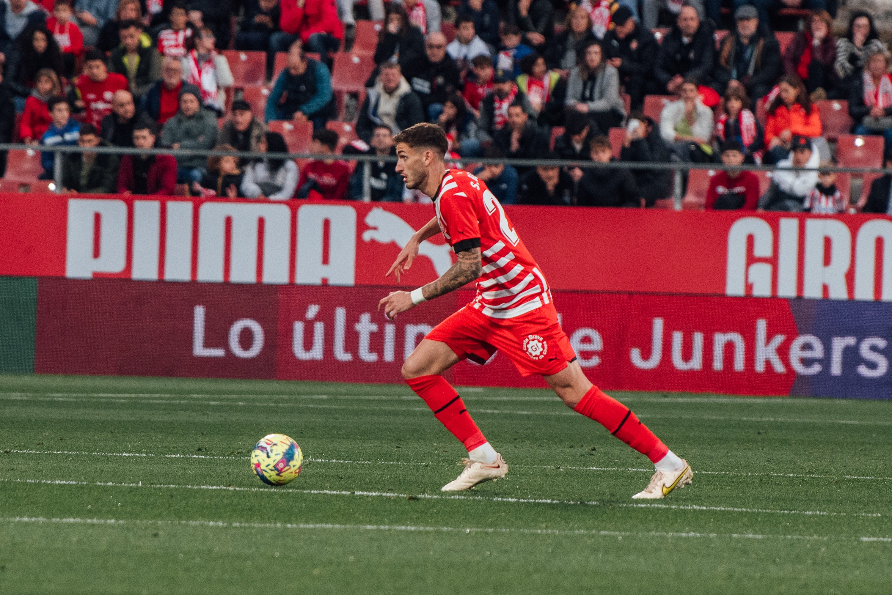 Santiago Bueno's Girona FC 22/23 Signed Match Worn Shirt - CharityStars