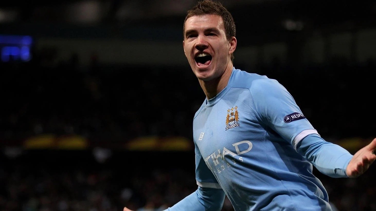Dzeko's Manchester City Match Shirt, EL 2010/11 - CharityStars