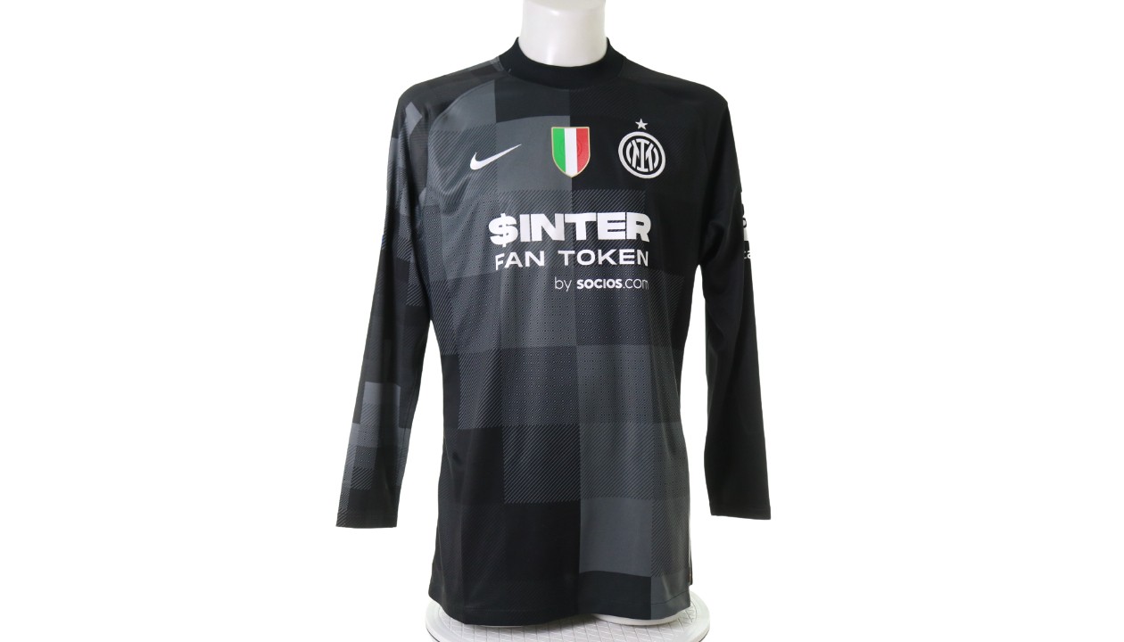 Handanovic's Inter Signed Match Shirt, 2021/22 - CharityStars