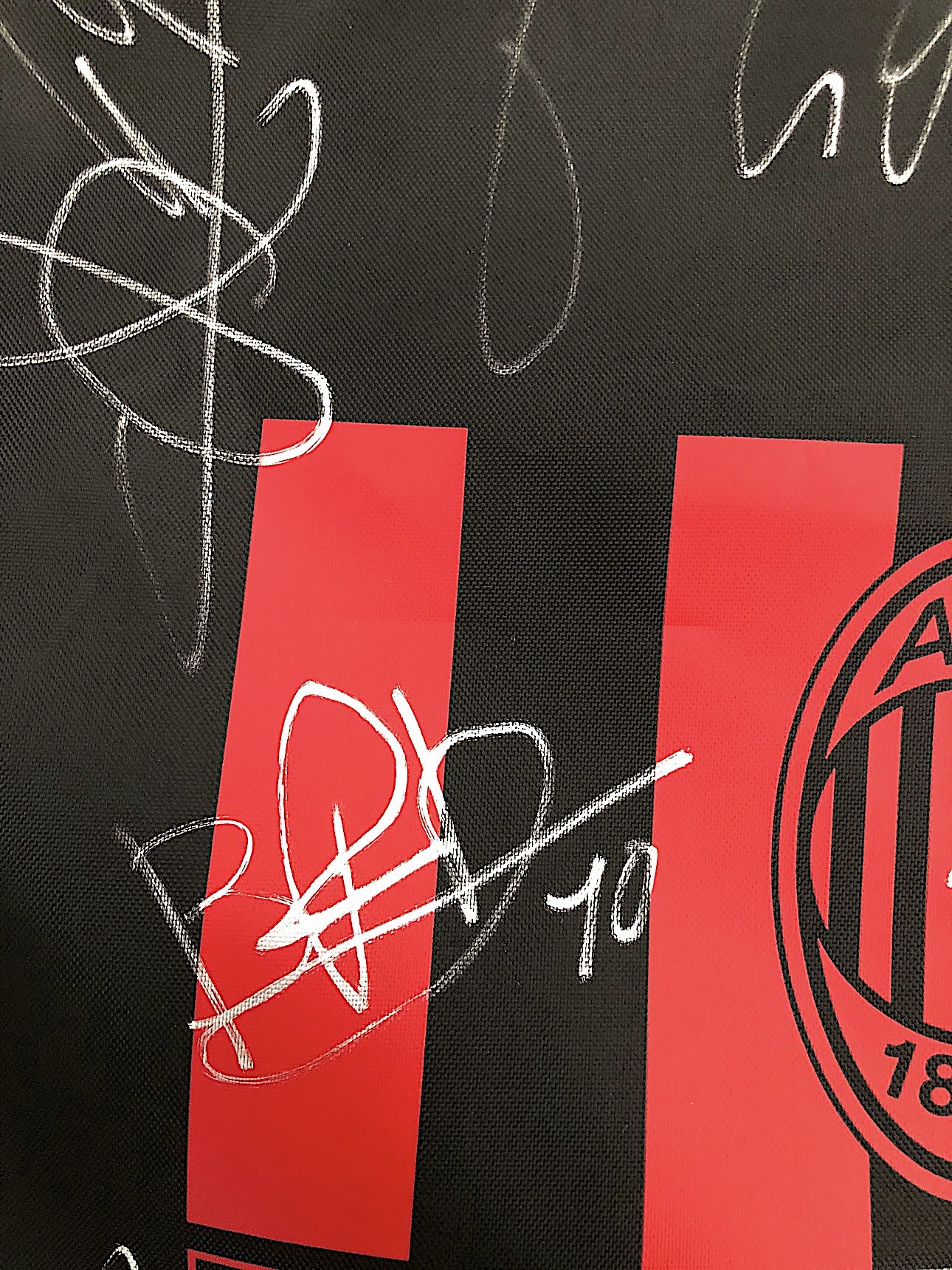 Official AC Milan Bag - Signed by the Squad - CharityStars